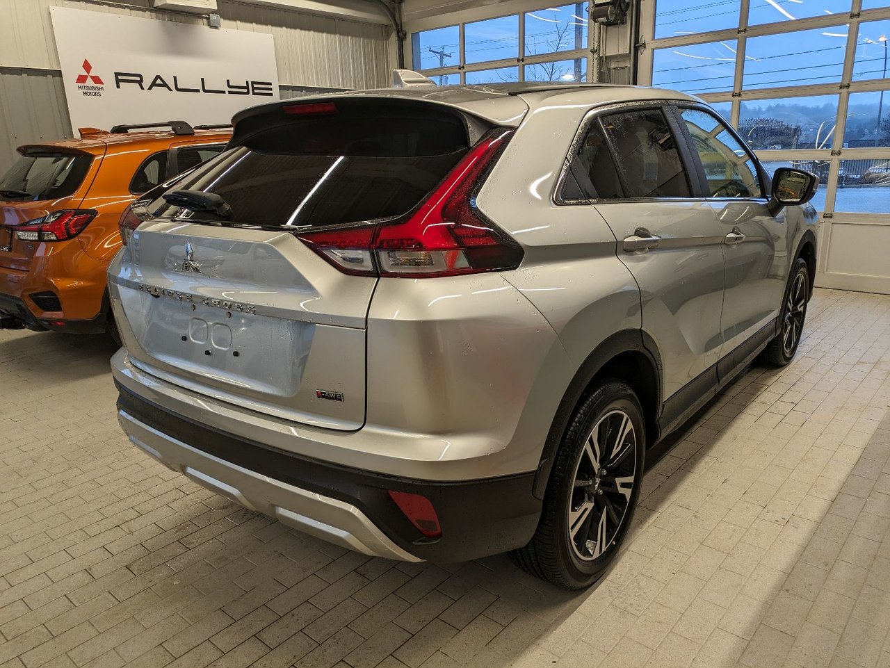 2024 Mitsubishi ECLIPSE CROSS SE - New